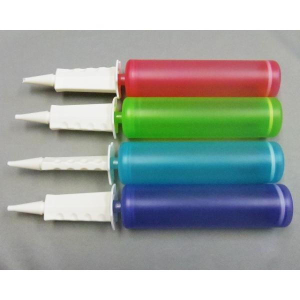 押しても引いてもエアーを送る事が出来ます。ゴム風船、マジックバルーン、ビニール玩具等に使えます。色指定はできません。長さ約３０ｃｍ