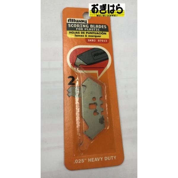 スコアリング専用刃※長期在庫品につき3点限りの大特価！未使用ですが長期店舗在庫品のためパッケージの日焼け、中の刃に多少さびが見られます。ご了承のうえご購入お願いいたします。スコアリング専用替刃2枚入り※ご希望の場合ネコポス便対応可能です（こ...