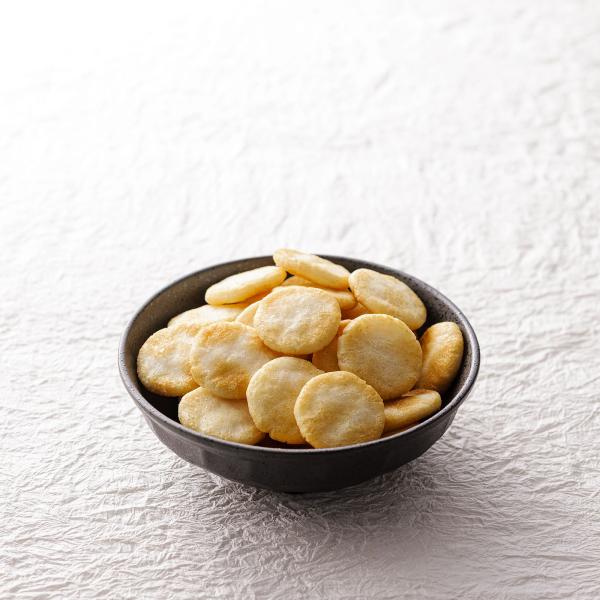 うま塩一口せんべい。食感も楽しいひと品です。【寸法】ヨコ170×タテ260mm【内容量】100g【賞味期限】製造日より90日【熨斗・包装・袋不可】【数量限定】【ギフト・お返し・お土産・プレゼント・和菓子・お祝い】