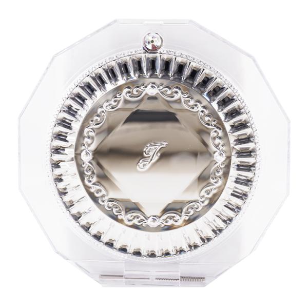 JAN 4971710290110覗くたびにあなたの美しさを引き出す【商品名/内容物】JILLSTUART ジルスチュアート コンパクトミラーIV 丸型のスタンディングタイプのコンパクトミラーです。淡いピンクベージュのサテン生地に、ホワイト...