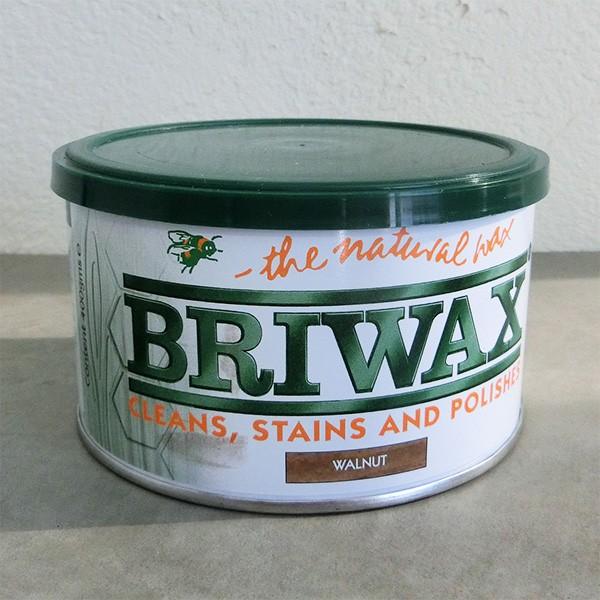 ブライワックス オリジナルワックスは世界のベストセラーとしてヨーロッパの木工愛好家や家具製作のプロまで多くの人に愛されている木製家具用ワックスです。 天然素材である蜜蝋や植物性のカルナウバ(口紅の原料)を主原料にブレンドされたワックスは木材...