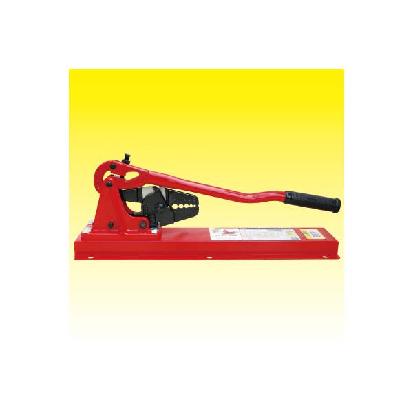 【発売日：2022年06月29日】・台付ワイヤーロープ製作の専用工具です。ワイヤーロープの切断・圧着(スエージ)ができる、1丁2役。・ベース台により、数多くの製作が容易です。・アームスエージャーは必ずアームオーバルスリーブとセットで製作して...