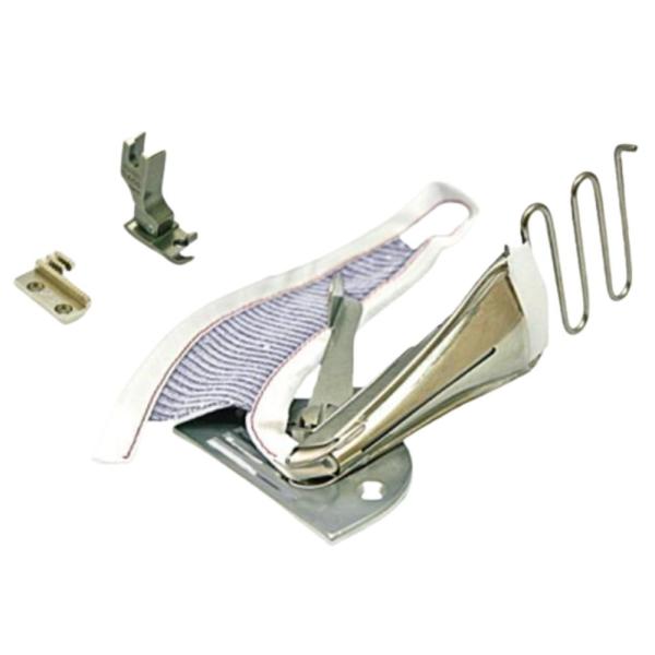 直線、外カーブ、内カーブ全て縫うことが可能な万能型の針板一体型四ツ折りパイピングバインダーです。専用押え金（SA75)、送り歯もセットになっていますので、すぐに使えます。注）A10Sは針板と送り歯を交換して使用します。注）A9Sよりも縫いや...