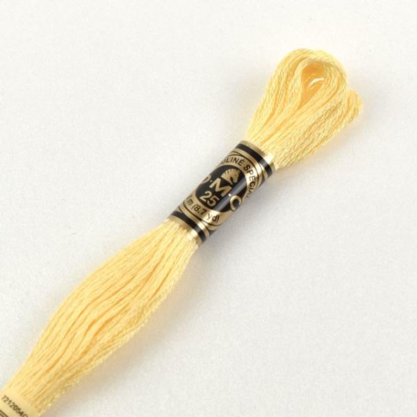 商品画像はサンプル画像のため、実物と色が異なります。目安としてご参照くださいませ。必ず色番号をご確認の上お買い求めください。●素材：100％最高級エジプト綿（長繊維）●容量：長さ約8ｍ、6本撚り●太さ：25番【商品の特徴】1746年にフラン...