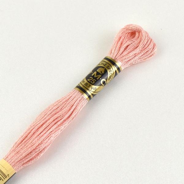 商品画像はサンプル画像のため、実物と色が異なります。目安としてご参照くださいませ。必ず色番号をご確認の上お買い求めください。●素材：100％最高級エジプト綿（長繊維）●容量：長さ約8ｍ、6本撚り●太さ：25番【商品の特徴】1746年にフラン...