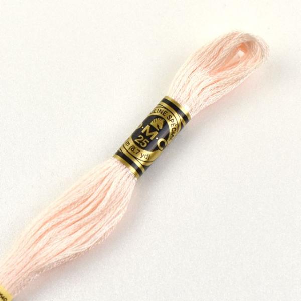 商品画像はサンプル画像のため、実物と色が異なります。目安としてご参照くださいませ。必ず色番号をご確認の上お買い求めください。●素材：100％最高級エジプト綿（長繊維）●容量：長さ約8ｍ、6本撚り●太さ：25番【商品の特徴】1746年にフラン...