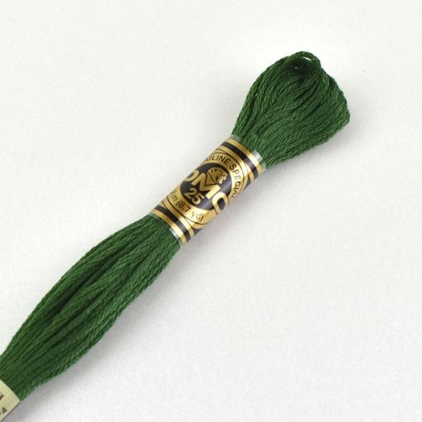 商品画像はサンプル画像のため、実物と色が異なります。目安としてご参照くださいませ。必ず色番号をご確認の上お買い求めください。●素材：100％最高級エジプト綿（長繊維）●容量：長さ約8ｍ、6本撚り●太さ：25番【商品の特徴】1746年にフラン...