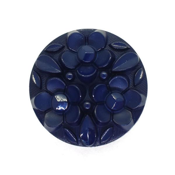 【素材】ナイロン【商品の特徴】小さなお花が彫刻されているように模様が浮き上がったデザインです。角度によって模様がはっきりしたり光沢感が出ます。軽量なのでイヤリングなどにご利用いただいても邪魔しません。サイズも豊富なので様々な用途にご利用いた...