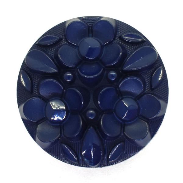 【素材】ナイロン【商品の特徴】小さなお花が彫刻されているように模様が浮き上がったデザインです。角度によって模様がはっきりしたり光沢感が出ます。軽量なのでイヤリングなどにご利用いただいても邪魔しません。サイズも豊富なので様々な用途にご利用いた...