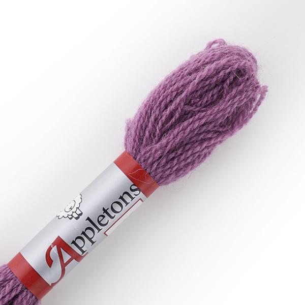 ●素材：ウール100％●容量：25m●イギリス製【商品の特徴】イギリス生まれのウール刺繍糸。ウール刺繍糸では比較的細め（一般的な25番刺繍糸の3〜4本どり程度の太さ）でやわらかいタイプの糸です。ヨーロッパ独特の美しいカラー展開。生産時期によ...