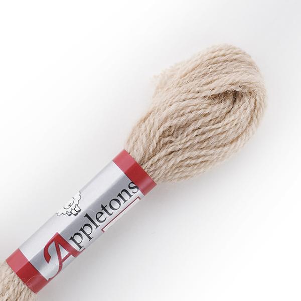 ●素材：ウール100％●容量：25m●イギリス製【商品の特徴】イギリス生まれのウール刺繍糸。ウール刺繍糸では比較的細め（一般的な25番刺繍糸の3〜4本どり程度の太さ）でやわらかいタイプの糸です。ヨーロッパ独特の美しいカラー展開。生産時期によ...