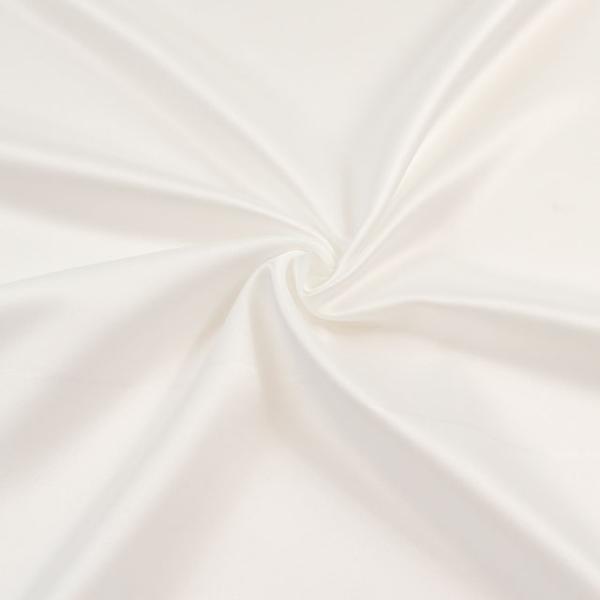 ●素材：ポリエステル100％●生地幅：約122cm【生地の詳細】マットな質感が特徴の柔らかいサテンです。フォーマルドレスやブライダル、舞台衣装、コスプレなど幅広くご使用いただけます。