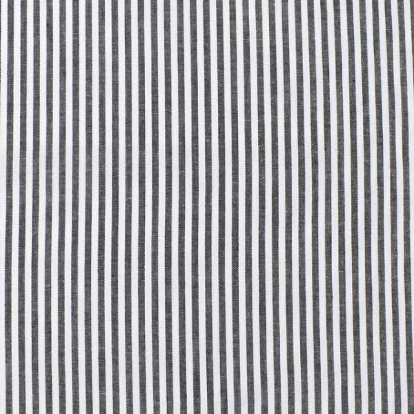 ●素材：綿100％●生地幅：約110cm【生地の特徴】40番手の糸で織られた少し薄手の生地です。兵庫県播州にて生産・品質管理された、糸から染め上げた高級感のある先染め生地です。優しくさらりとした肌触りと針通しの良さ（縫いやすさ）が特徴です。...