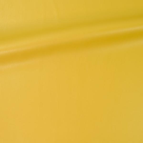 ●素材：表：ポリウレタン100％　裏：ポリエステル100％●生地幅：約130cm〜約135cm●生地の厚み：約0.75mm【生地の特徴】ほどよい厚みと柔らかさのあるフェイクレザーです。多彩な色から淡い色までカラーバリエーションが豊富です。中...