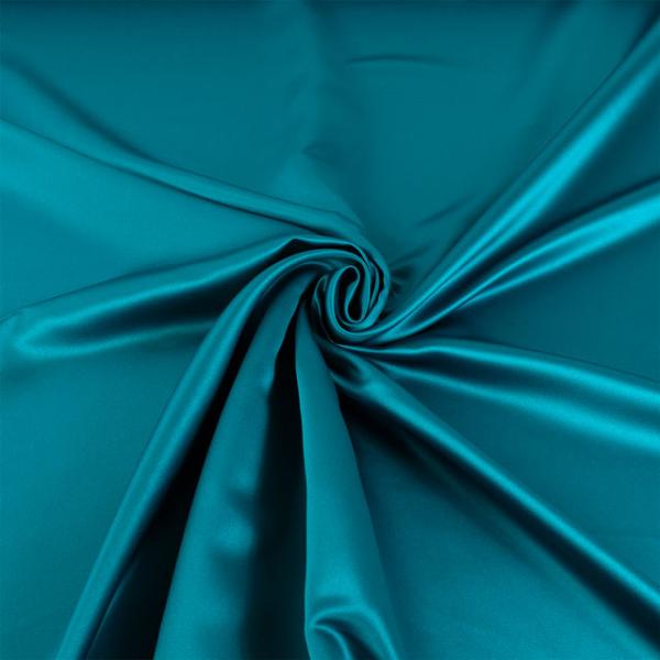 ●素材：ポリエステル100％●生地幅：約148cm【生地の特徴】広幅のポリエステルサテン生地です。適度な厚みとハリがあり、ドレスや衣装制作にぴったりのサテン生地です。お洋服から小物まで幅広くご利用頂ける質感です。強すぎない光沢で高級感があり...