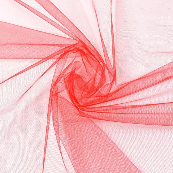 ●素材：ナイロン100％●生地幅：約188cm幅【生地の特徴】一般的にベール用に使用するチュール生地です。柔らかく、切りっぱなしで使用できるので、ディスプレイ用にもおすすめ。ハリがなく柔らかいタイプのチュールです。【お手入れ】家庭での洗濯・...