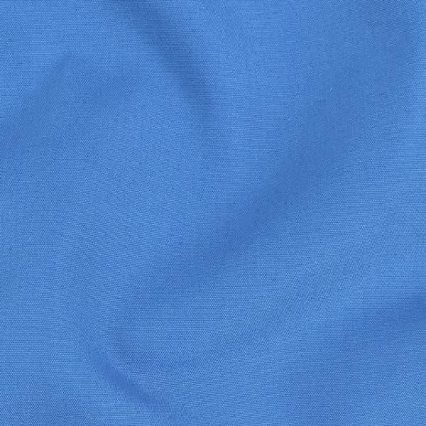 ●素材：ポリエステル65％　綿35％●生地幅：約114cm【生地の特徴】ポリエステル混のブロード生地です。綿100％の生地に比べシワになりにくいのが特徴です。手縫いでもミシンでも縫いやすいので、初心者の方にも扱いやすい生地です。※2枚目以降...