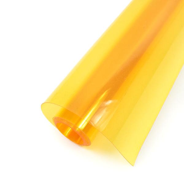 ●素材：ポリ塩化ビニール（PVC）100％●サイズ：生地幅約90cm×長さ約50cm※サイズは若干の誤差がある場合がございます。予めご了承くださいませ。●入数：1枚【商品の説明】色付きの透明ビニールです。0.3mm厚と適度な厚みで、ビニール...