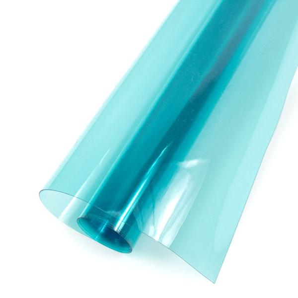 ●素材：ポリ塩化ビニール（PVC）100％●サイズ：生地幅約90cm×長さ約50cm※サイズは若干の誤差がある場合がございます。予めご了承くださいませ。●入数：1枚【商品の説明】色付きの透明ビニールです。0.3mm厚と適度な厚みで、ビニール...