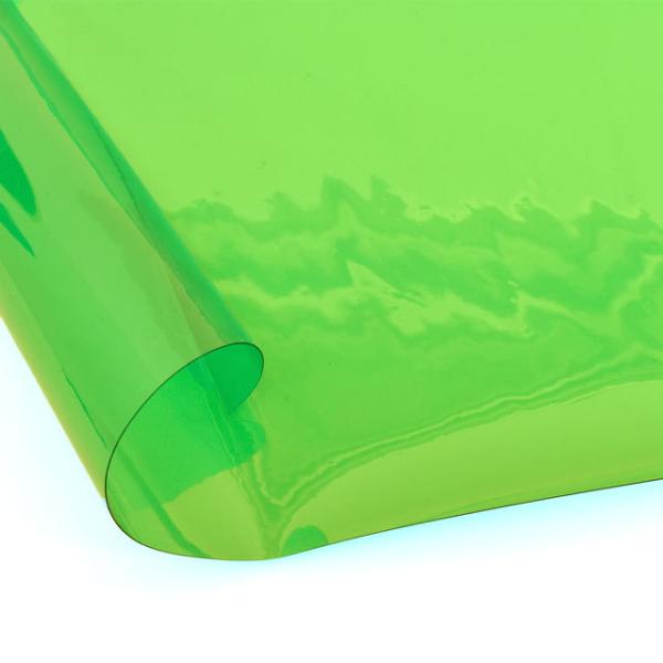 ●素材：ポリ塩化ビニール（PVC）100％●生地幅：約90cm【生地の詳細】ミシンでも縫える厚さなので、バッグやポーチに。テーブルクロスにも。・可塑剤を含んでいます。別のフィルム等に色移りや変形のおそれがあります。・アイロン、洗濯不可。汚れ...