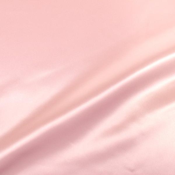 ●素材：ポリエステル100％●生地幅：約120cm【生地の特徴】上品で艶やかな光沢感が特徴の薄地のポリエステルサテンです。柔らかいサテンなのでドレープもよりやすく光沢感があるので華やかな衣装にも最適です。色数も豊富なのでコスプレ・お遊戯会の...