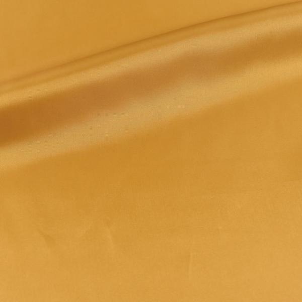 ●素材：ポリエステル100％●生地幅：約122cm【生地の特徴】異形糸の使用による、美しい高発色が特徴の裏地です。透けにくく、制電性に優れています。ソフトでしなやかな肌触りで、吸汗、速乾、防汚にも優れています。タフタタイプ。【お手入れ】40...