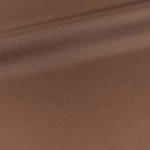 ●素材：ポリエステル100％●生地幅：約122cm【生地の特徴】異形糸の使用による、美しい高発色が特徴の裏地です。透けにくく、制電性に優れています。ソフトでしなやかな肌触りで、吸汗、速乾、防汚にも優れています。タフタタイプ。【お手入れ】40...