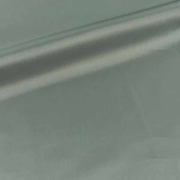 ●素材：ポリエステル100％●生地幅：約122cm【生地の特徴】異形糸の使用による、美しい高発色が特徴の裏地です。透けにくく、制電性に優れています。ソフトでしなやかな肌触りで、吸汗、速乾、防汚にも優れています。タフタタイプ。【お手入れ】40...