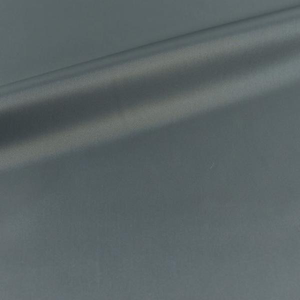 ●素材：ポリエステル100％●生地幅：約122cm【生地の特徴】異形糸の使用による、美しい高発色が特徴の裏地です。透けにくく、制電性に優れています。ソフトでしなやかな肌触りで、吸汗、速乾、防汚にも優れています。タフタタイプ。【お手入れ】40...