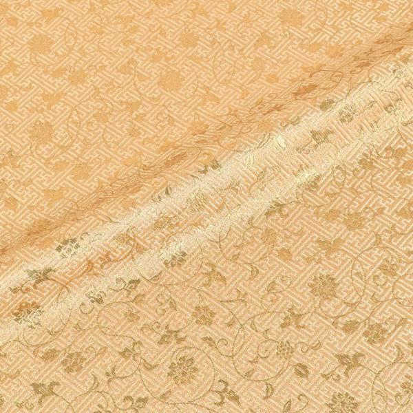 ●素材：ポリエステル100％●生地幅：約70cm【生地の特徴】ハリのあるしっかりとした帯地です。サヤ形の地模様にラメ糸で草花模様が織られています。【お手入れ】お洗濯はできません。衣料用に使用される場合はご注意ください。※製造の都合上、再入荷...