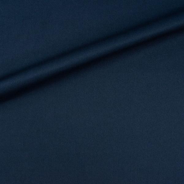 ●素材：ポリエステル65％　綿35％●生地幅：約110cm【生地の特徴】ポリエステル混紡のコットン生地です。ポリエステル混なのでシワになりにくく、お洗濯による耐久性に優れています。中厚地の生地になりますので、ジャケットやパンツ、またエプロン...