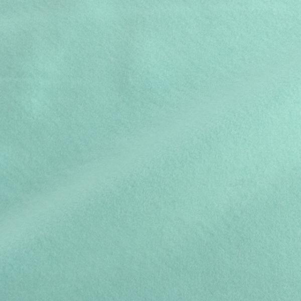 ●素材：ポリエステル100％●生地幅：約100cm●厚さ：約1mm【生地の特徴】切りっぱなしでも糸のほつれなどがない1mm厚のフェルト生地。ソフトな感触で針通りも良く、ポリエステルの特性を生かした鮮やかな色彩が特長。【ご注意】・摩擦に弱く、...