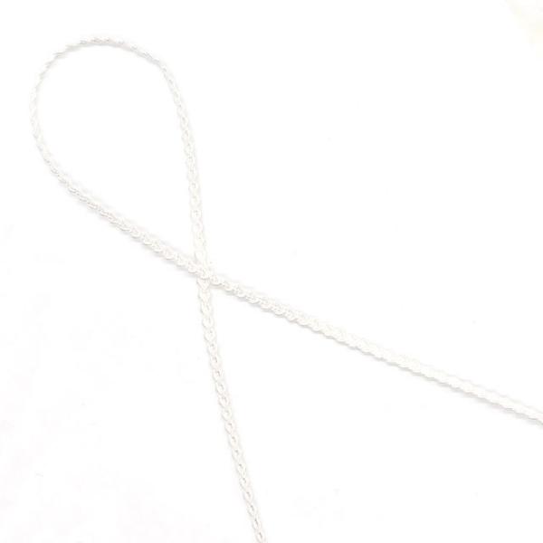 ●素材：レーヨン100％●サイズ：約3〜4mm幅※サイズはロットにより多少差があります。あくまで目安としてお考えください。【商品の特徴】細幅のレーヨンブレードです。鮮やかなカラー展開が特徴です。衣装の縁飾りだけでなく、カルトナージュなど小物...