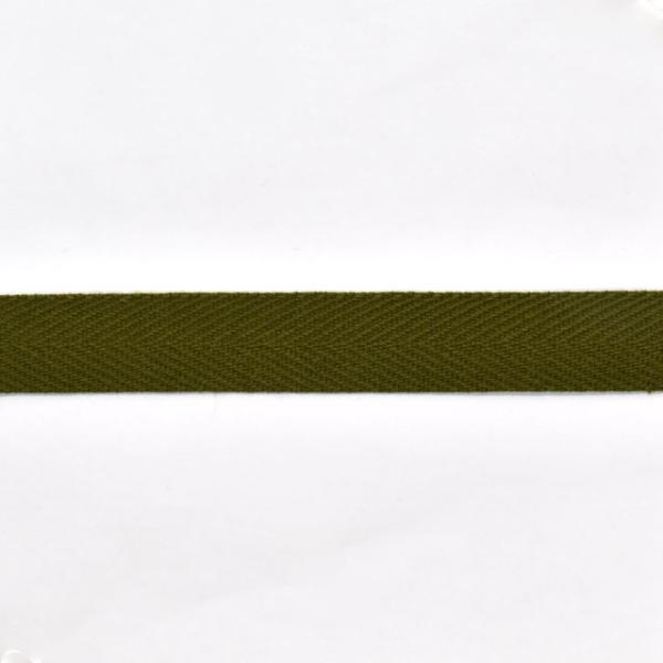 ●素材：アクリル100%●サイズ：約20mm幅/約1mm厚【商品の詳細】杉綾織のしなやかなカラーテープです。厚さ約1mmと薄手なので、袋物の持ち手やエプロンの紐などの用途以外にも、パイピングや布の縁取り、衣類の伸び止めなど様々な部分にご利用...