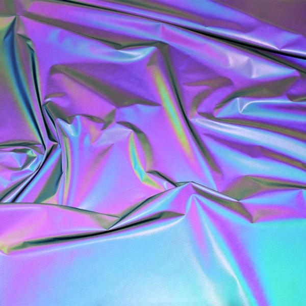 ●素材：ポリエステル25％、金属化合物コートガラスビーズ55％、透明ウレタン樹脂20％●生地幅：約100cm【生地の特徴】フラッシュ撮影をすることによりオーロラのように光る生地です。衣装はもちろん、小物にしてもスペシャルな作品になります。【...