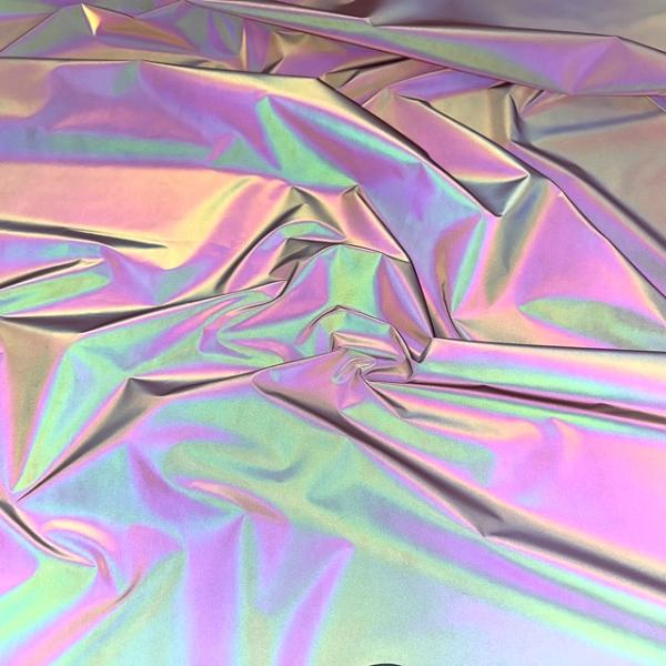 ●素材：ポリエステル25％、金属化合物コートガラスビーズ55％、透明ウレタン樹脂20％●生地幅：約100cm【生地の特徴】フラッシュ撮影をすることによりオーロラのように光る生地です。衣装はもちろん、小物にしてもスペシャルな作品になります。【...