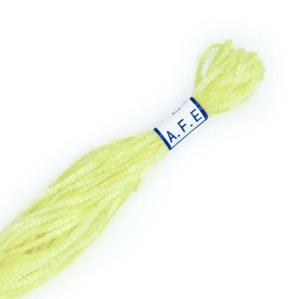 商品画像はサンプル画像のため、実物と色が異なります。目安としてご参照くださいませ。必ず色番号をご確認の上お買い求めください。●素材：ポリエステル100％●容量：約6m●タイプ：モール【商品の特徴】フワフワのモール状の珍しい刺しゅう糸です。お...