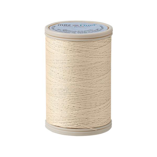 ●素材：ポリエステル100％●番手：60番●長さ：500m巻き●生産国：ハンガリー【商品の詳細】キルティングラインの印影がしっかりと出やすいキルティングにおすすめの糸です。長さ500mの大巻タイプです。強度にも優れ、滑りが良く縫いやすい糸な...