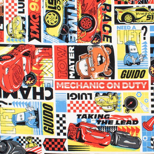 ●素材：綿100％●生地幅：約110cm【商品の説明】ディズニーのBTS（Back To School）シリーズの2025年新柄オックス生地です。お子様に人気のカーズのデザインです。柄の上下がないので、裁断も簡単です。中肉程度の厚みのオック...