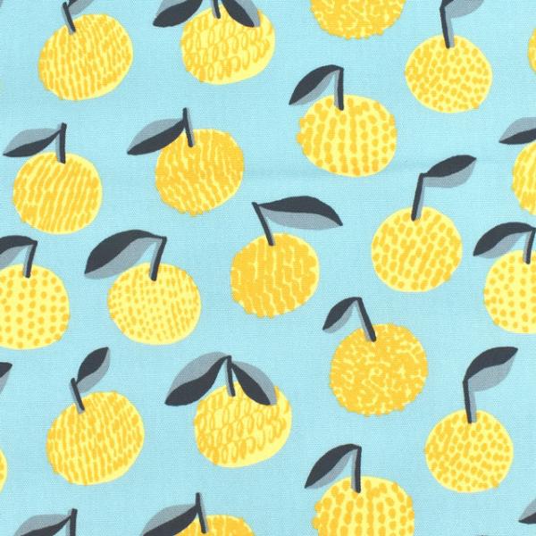 ●素材：綿100％●生地幅：約110cmkippis（キッピス）のオックス 生地。北欧で活躍するデザイナー陣がデザインした、温かみのあるモチーフや洗練された色づかいのプリントが魅力です。程よい厚みとハリがあるので、ポーチやバッグ、エプロン、...