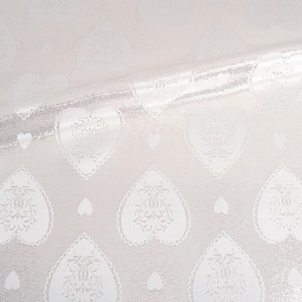 ●素材：ポリエステル100%●生地幅：約120cm【商品の説明】本銀のラメ糸を使用した華やかな輝きのジャガード生地です。やや薄手で程よいハリ感があります。大きなハートと小さなハートが散りばめられていて、大きなハートの中にはブーケが描かれ、可...