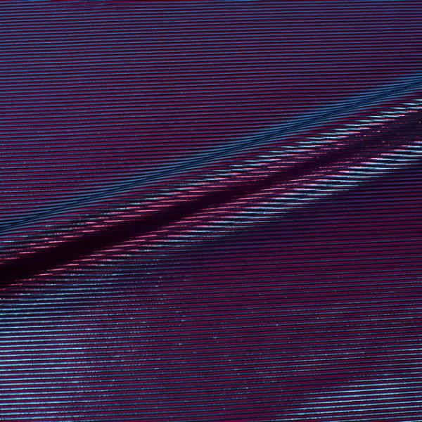 ●素材：ポリエステル100%●生地幅：約135cm【生地の特徴】角度によって色や輝きが変わる、シャンブレータイプのグログラン生地です。経糸・緯糸共に黒色がベースとなり、緯糸には華やかなラメ糸が織り込まれています。衣装や装飾におすすめです。【...