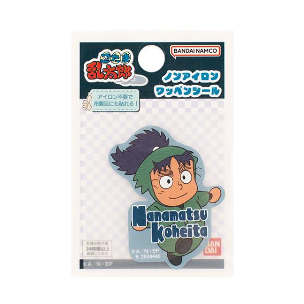 ＜シール接着ワッペン＞●素材：ポリエステル●内容：1枚入【商品の説明】人気アニメ、忍たま乱太郎のアイロン不要のワッペンシールです。シールとしてスマホやこものに貼ることが出来ますし、アイロン不要で布製品に貼ることが出来ます。入園入学グッズの目...