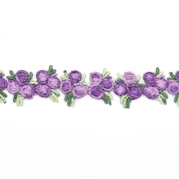 ●素材：ポリエステル100％●サイズ：約20mm幅（計測する部分や、ロットにより多少の差が生じます）※10cm単位での切り売りでございますが、10cmの範囲に含まれるお花の数がロットにより異なることがございます。【商品の詳細】ブーケのように...