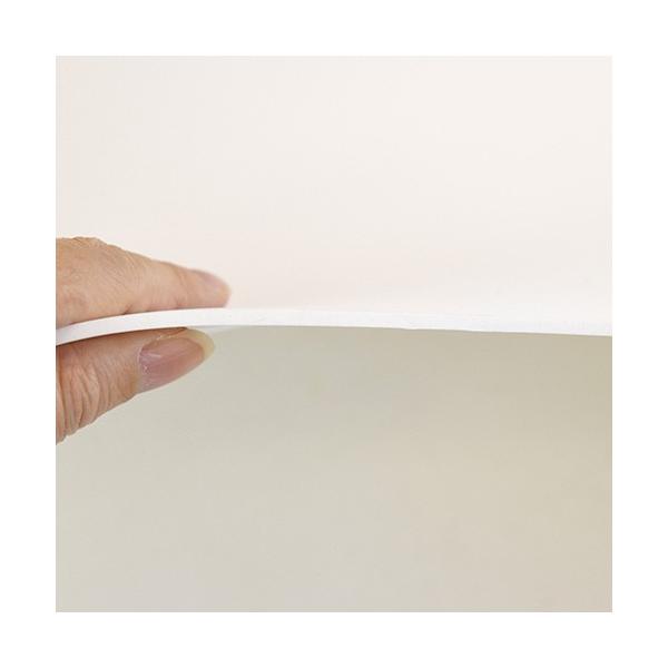 ●サイズ：660mm×1000mm【商品の詳細】ポリオレフィン系樹脂と無機物からなる複合材料です。衣装の造形などによくご利用頂いています。発砲スチロールよりも密度が高くキメが細かいので、切ったりする加工がしやすく、塗装にも適しています。＜特...