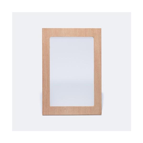 ●サイズ本体：約22×15cmスクリーン部分：約17.5×11cm【商品の特徴】スクリーンプリント（シルクスクリーン）用のスクリーン版です。約13.5×10cm位までの絵柄のプリントに適しています。別売りのメルトインクとリキッドマスクでお好...