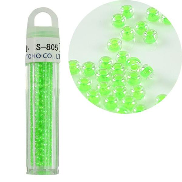 ●素材：ガラス●サイズ：外径 約2.0mm〜2.2mm●加工：蛍光着色ラスター（スキビーズの穴の中のみに色をつけたもの）●内容：4g（約420粒）※ラスターとは無色の光彩のコーティング。つやつやと磨き上げた質感です。【商品の詳細】プラスチッ...