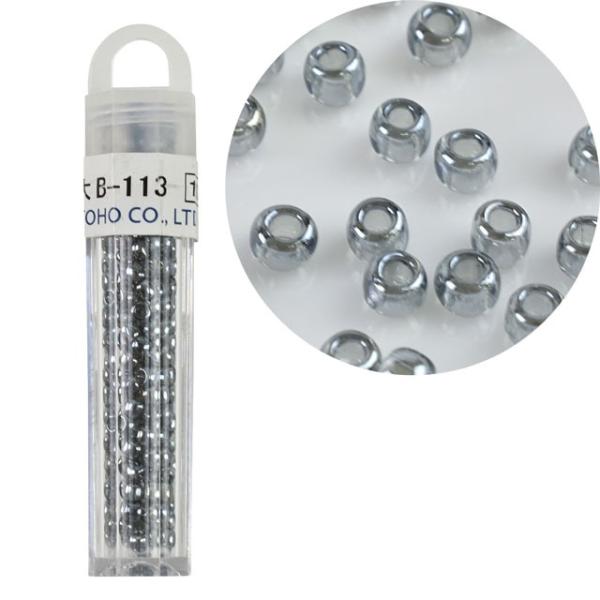 ●素材：ガラス●サイズ：外径 約3mm●加工：スキラスター（透明）●内容：4g（約160粒）※ラスターとは無色の光彩のコーティング。つやつやと磨き上げた質感です。【商品の詳細】プラスチック製の8角形のケースに入っています。全体的に丸みを帯び...