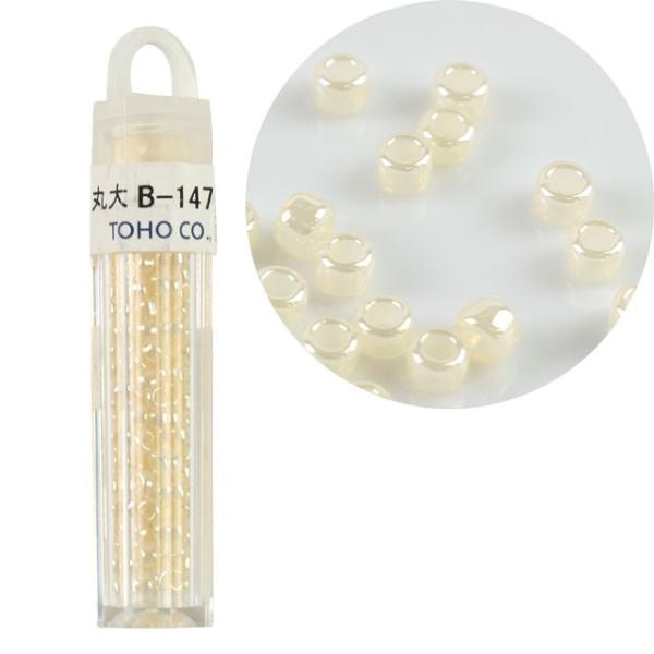 ●素材：ガラス●サイズ：外径 約3mm●加工：セイロン（パステルカラーの半透明なビーズをラスター加工したもの）●内容：4g（約160粒）※ラスターとは無色の光彩のコーティング。つやつやと磨き上げた質感です。【商品の詳細】プラスチック製の8角...