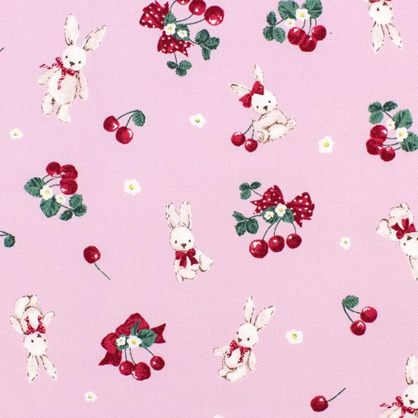 ●素材：綿100％●生地幅：約108cm【商品の説明】青木美沙子さんのソーイングブックの表紙に使用していただいた生地「ラビットストロベリー」のアレンジ柄です。かわいいウサギとおいしそうなサクランボの総柄生地です。ワンピースなどのお洋服、バッ...
